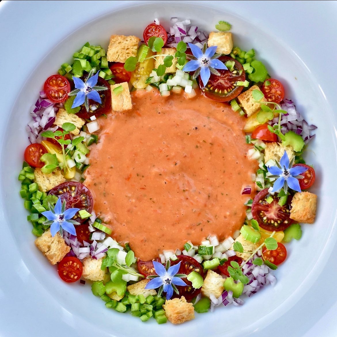 Floral Fusion: Elevate Your Cooking Game with Fresh Edible Flowers ...